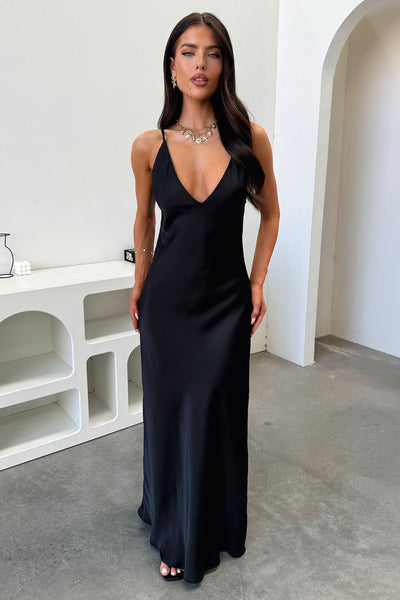 Delilah V-Neck Satin Maxi Dress - Black – Thats So Fetch UK